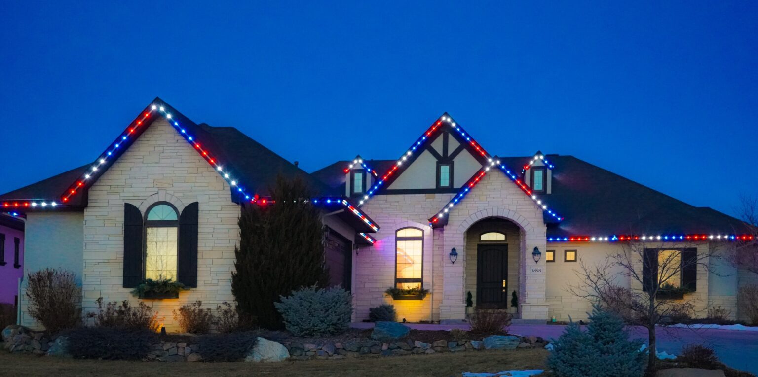 Year-Round Decorative Lighting - Leading Edge